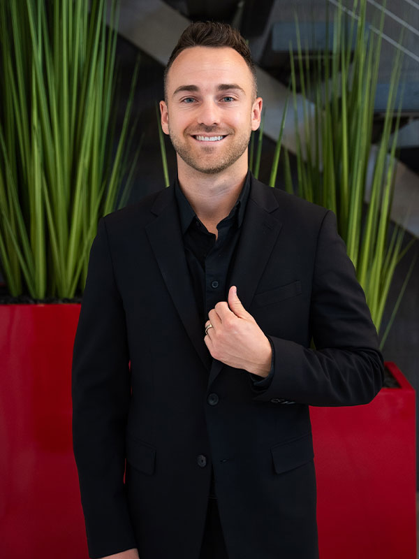 Dedicated best realtors in Las Vegas professionals | Galindo Group